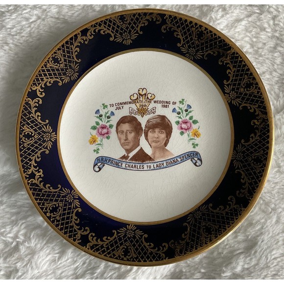 Wall Decor | Prince Charleslady Diana Spencer Royal Wedding ...